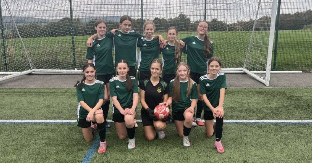 Colne Park High School - Year 8 girls football victory