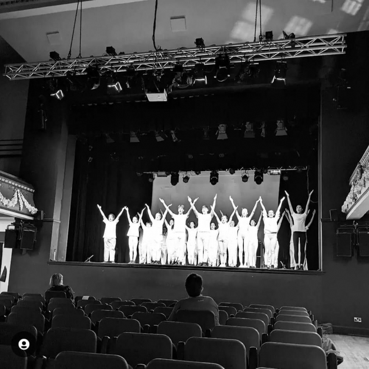 Colne Park High School - Stage Door Youth Theatre certainly rocked this ...